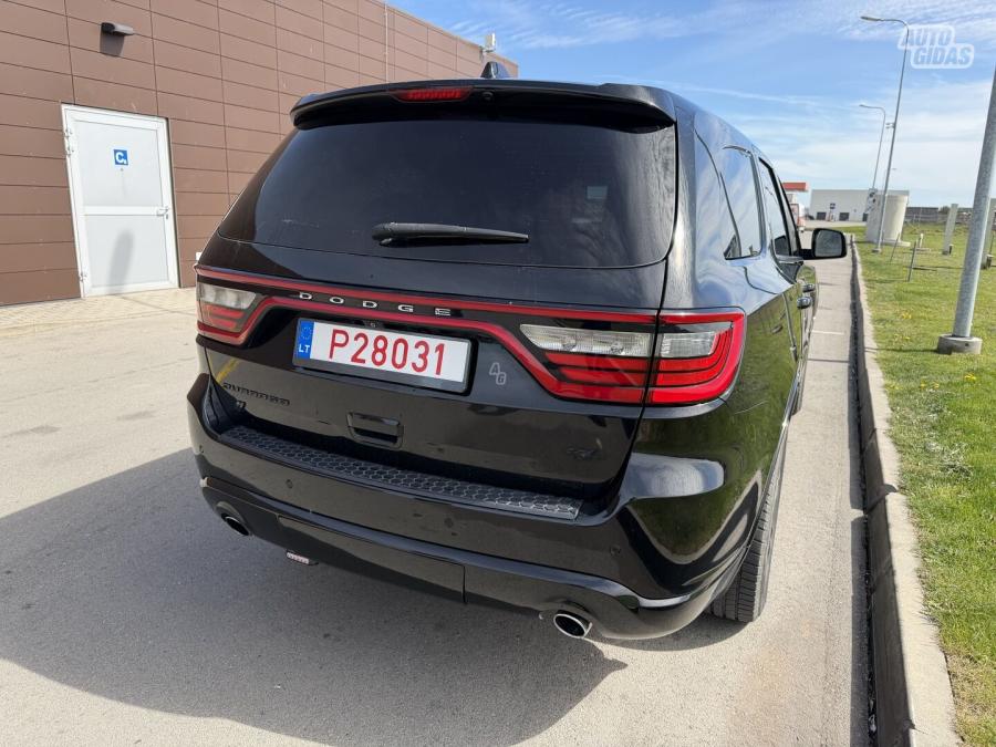 Black Dodge Durango 2018 in Gargzdai, with an engine capacity of 5.70 L and mileage of 185 thousand km for 20000 €, photo 5 on AUTOMOTO.COM.LV