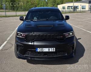 Black Dodge Durango 2018 in Liepaja, with an engine capacity of 5.70 L and mileage of 121 thousand km for 28000 €, photo  on AUTOMOTO.COM.LV