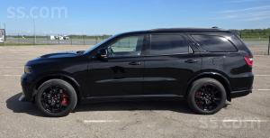 Black Dodge Durango 2018 in Liepaja, with an engine capacity of 5.70 L and mileage of 121 thousand km for 28000 €, photo 4 on AUTOMOTO.COM.LV