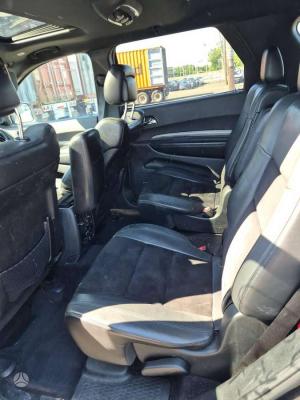 Black Dodge Durango 2018 in Siauliai, with an engine capacity of 3.60 L and mileage of 171 thousand km for 10800 €, photo 8 on AUTOMOTO.COM.LV