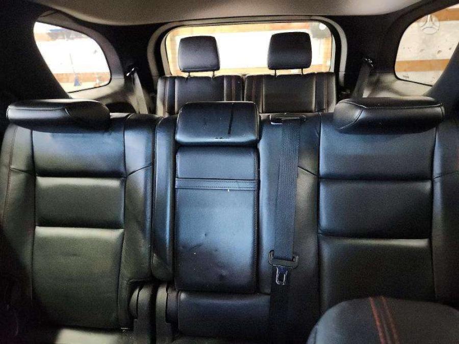 Black Dodge Durango 2018 in Vilnius, with an engine capacity of 3.60 L and mileage of 223 thousand km for 13550 €, photo 11 on AUTOMOTO.COM.LV
