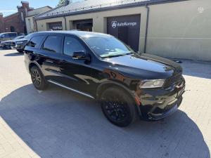Black Dodge Durango 2018 in Klaipeda, with an engine capacity of 3.60 L and mileage of 165 thousand km for 15900 €, photo 3 on AUTOMOTO.COM.LV