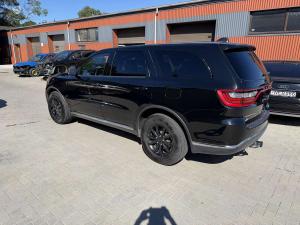 Black Dodge Durango 2018 in Klaipeda, with an engine capacity of 3.60 L and mileage of 165 thousand km for 15900 €, photo 7 on AUTOMOTO.COM.LV