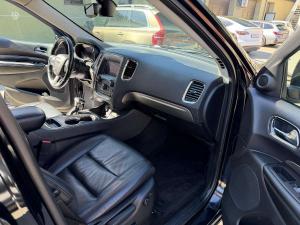 Black Dodge Durango 2018 in Klaipeda, with an engine capacity of 3.60 L and mileage of 165 thousand km for 15900 €, photo 16 on AUTOMOTO.COM.LV