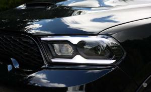 Black Dodge Durango 2018 in Kretinga, with an engine capacity of 3.60 L and mileage of 211 thousand km for 15999 €, photo 5 on AUTOMOTO.COM.LV