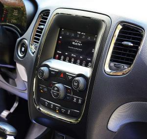 Black Dodge Durango 2018 in Kretinga, with an engine capacity of 3.60 L and mileage of 211 thousand km for 15999 €, photo 39 on AUTOMOTO.COM.LV