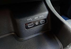 Black Dodge Durango 2018 in Kretinga, with an engine capacity of 3.60 L and mileage of 211 thousand km for 15999 €, photo 43 on AUTOMOTO.COM.LV