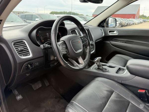Black Dodge Durango 2018 in Siauliai, with an engine capacity of 3.60 L and mileage of 276 thousand km for 9900 €, photo 8 on AUTOMOTO.COM.LV