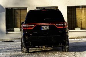 Black Dodge Durango 2019 in Ukmerge, with an engine capacity of 5.65 L and mileage of 153 thousand km for 19700 €, photo 9 on AUTOMOTO.COM.LV