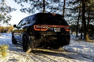 Black Dodge Durango 2019 in Ukmerge, with an engine capacity of 5.65 L and mileage of 153 thousand km for 19700 €, photo 27 on AUTOMOTO.COM.LV