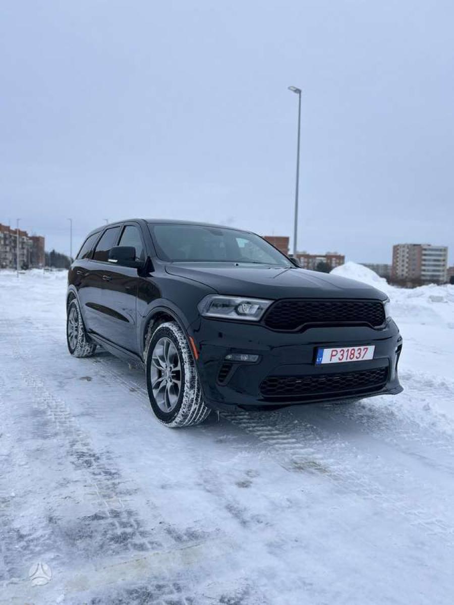 Black Dodge Durango 2019 in Gargzdai, with an engine capacity of 3.60 L and mileage of 210 thousand km for 16400 €, photo 1 on AUTOMOTO.COM.LV