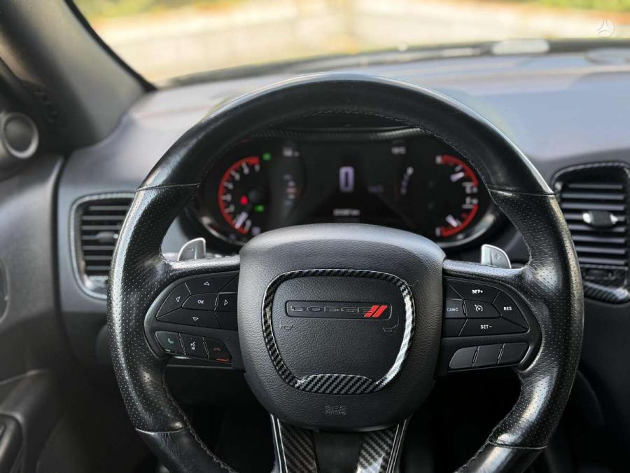 Melns Dodge Durango 2019 Viļņa, ar dzinēja tilpumu 3.60 L un nobraukumu 231 tūkst. km par 18900 €, foto 9 vietnē AUTOMOTO.COM.LV