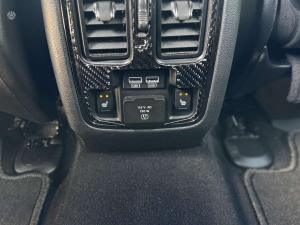Melns Dodge Durango 2019 Viļņa, ar dzinēja tilpumu 3.60 L un nobraukumu 231 tūkst. km par 18900 €, foto 28 vietnē AUTOMOTO.COM.LV