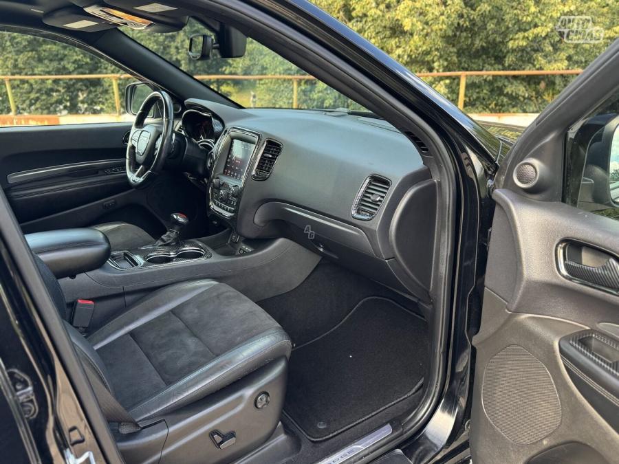 Melns Dodge Durango 2019 Viļņa, ar dzinēja tilpumu 3.60 L un nobraukumu 231 tūkst. km par 18900 €, foto 10 vietnē AUTOMOTO.COM.LV
