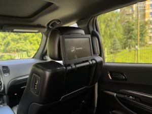 Melns Dodge Durango 2019 Viļņa, ar dzinēja tilpumu 3.60 L un nobraukumu 231 tūkst. km par 18900 €, foto 27 vietnē AUTOMOTO.COM.LV