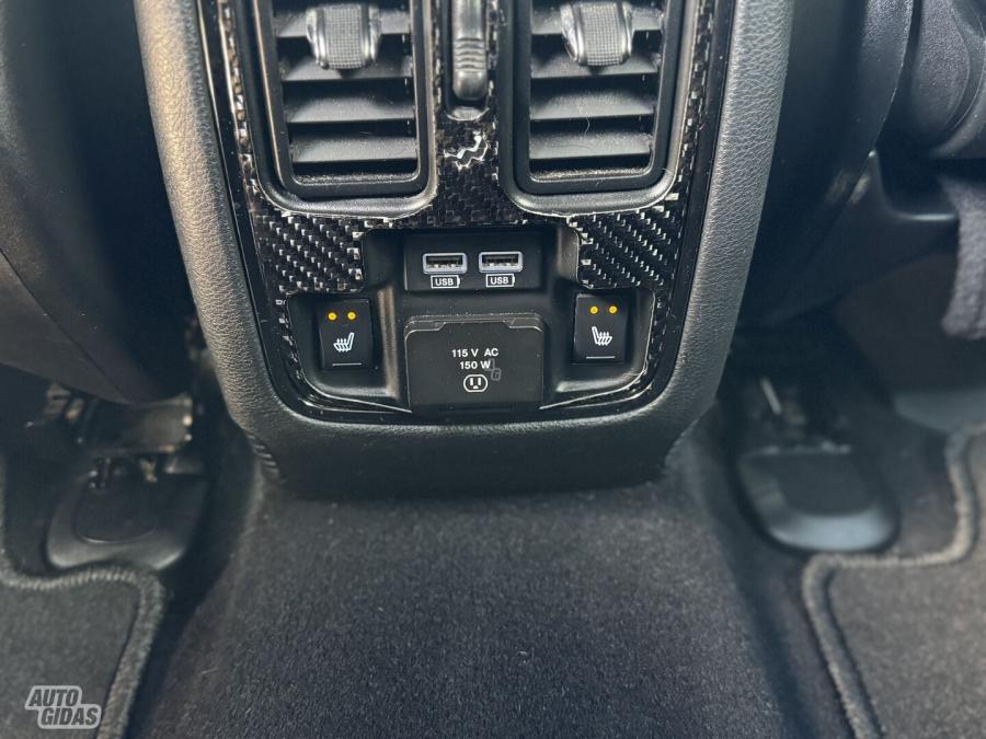 Melns Dodge Durango 2019 Viļņa, ar dzinēja tilpumu 3.60 L un nobraukumu 231 tūkst. km par 18900 €, foto 28 vietnē AUTOMOTO.COM.LV