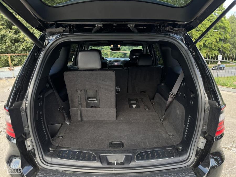 Melns Dodge Durango 2019 Viļņa, ar dzinēja tilpumu 3.60 L un nobraukumu 231 tūkst. km par 18900 €, foto 30 vietnē AUTOMOTO.COM.LV
