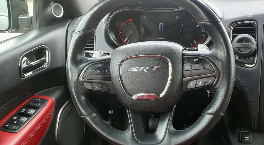 Black Dodge Durango 2019 in Klaipeda, with an engine capacity of 5.65 L and mileage of 246 thousand km for 19900 €, photo 14 on AUTOMOTO.COM.LV
