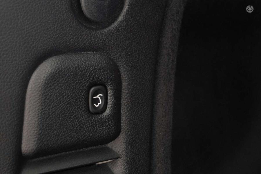 Melns Dodge Durango 2019 Klaipėda, ar dzinēja tilpumu 3.60 L un nobraukumu 152 tūkst. km par 19000 €, foto 23 vietnē AUTOMOTO.COM.LV