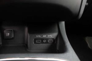 Melns Dodge Durango 2019 Klaipėda, ar dzinēja tilpumu 3.60 L un nobraukumu 152 tūkst. km par 19000 €, foto 29 vietnē AUTOMOTO.COM.LV