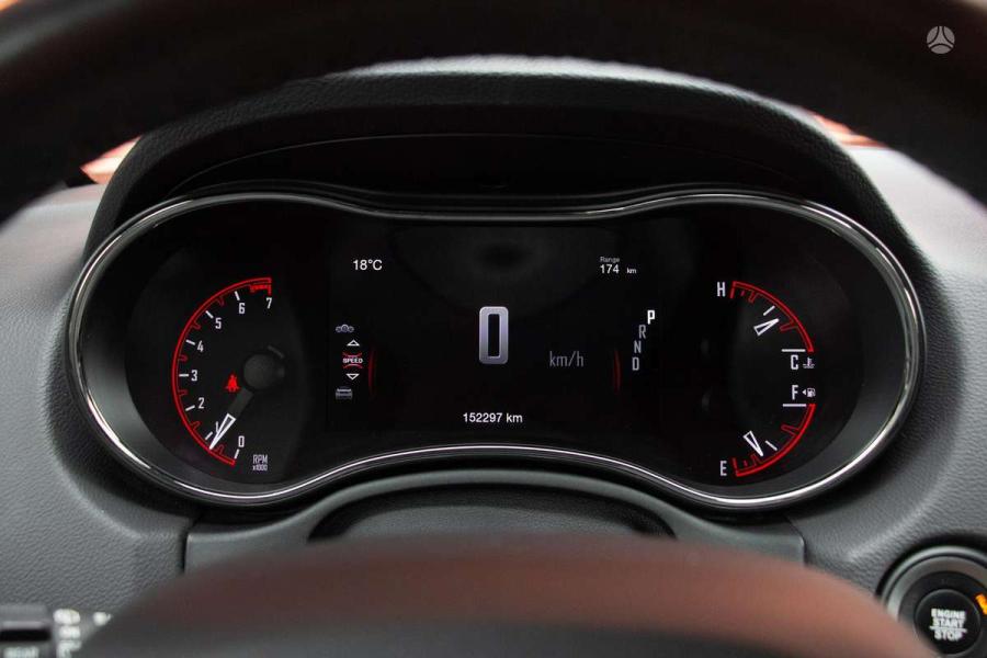Melns Dodge Durango 2019 Klaipėda, ar dzinēja tilpumu 3.60 L un nobraukumu 152 tūkst. km par 19000 €, foto 32 vietnē AUTOMOTO.COM.LV