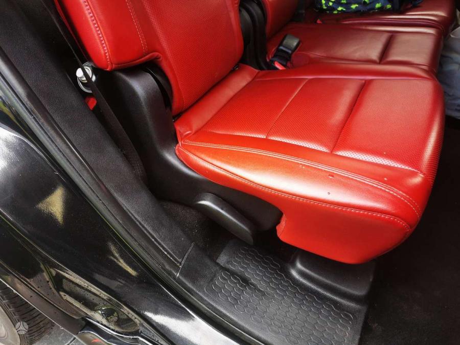 Melns Dodge Durango 2019 Viļņa, ar dzinēja tilpumu 5.70 L un nobraukumu 102 tūkst. km par 19750 €, foto 12 vietnē AUTOMOTO.COM.LV
