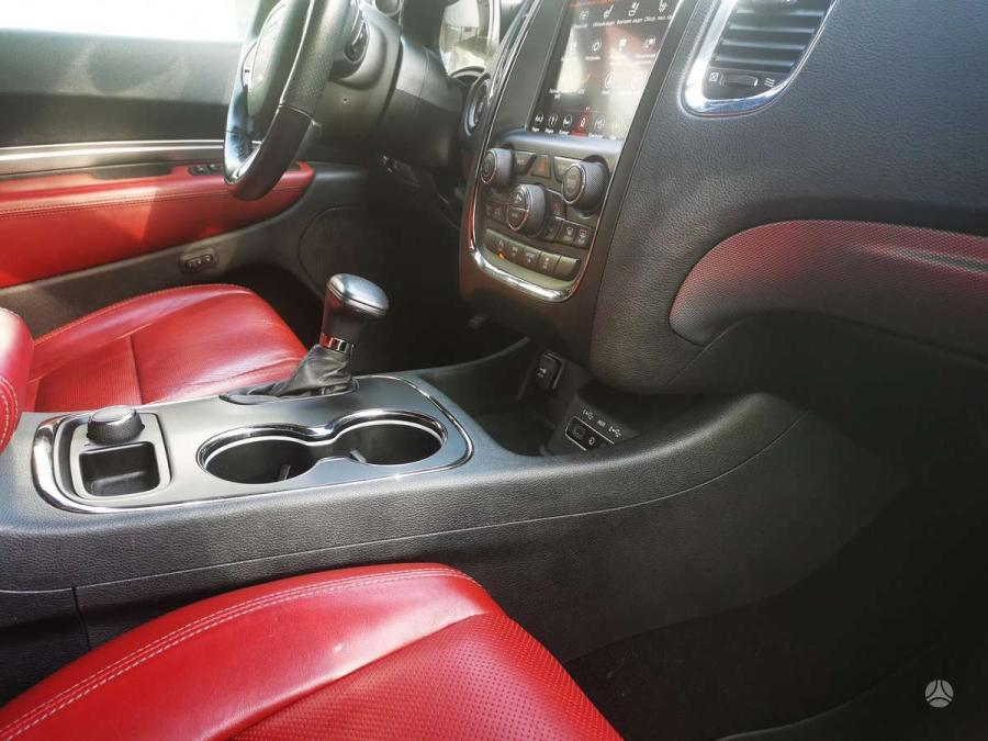 Melns Dodge Durango 2019 Viļņa, ar dzinēja tilpumu 5.70 L un nobraukumu 102 tūkst. km par 19750 €, foto 17 vietnē AUTOMOTO.COM.LV