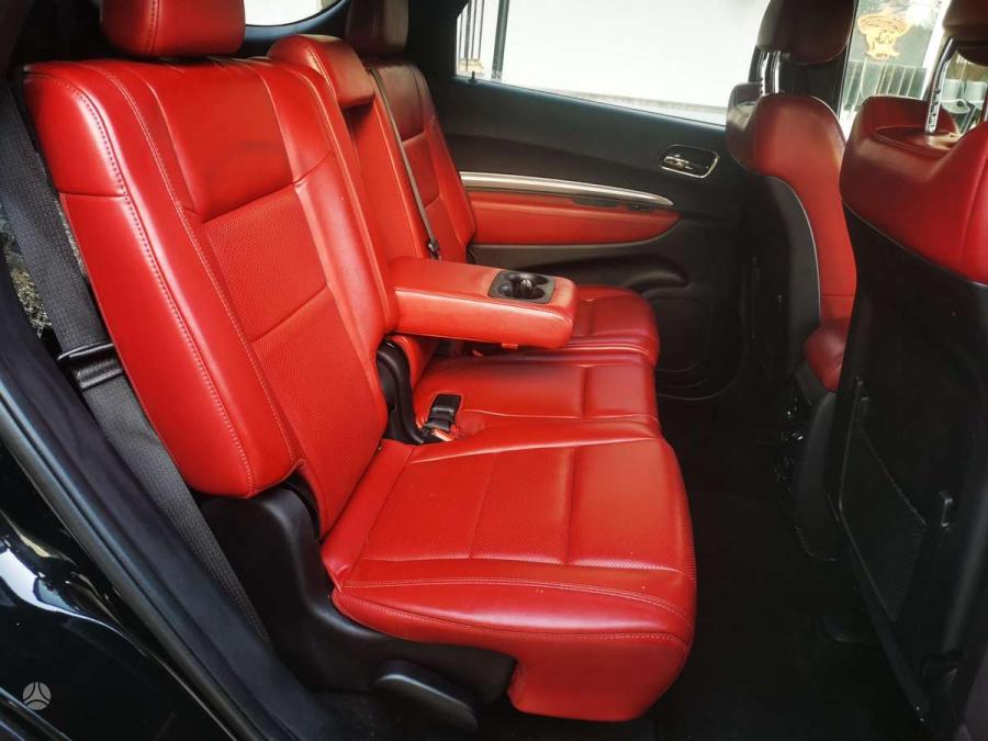 Melns Dodge Durango 2019 Viļņa, ar dzinēja tilpumu 5.70 L un nobraukumu 102 tūkst. km par 19750 €, foto 23 vietnē AUTOMOTO.COM.LV