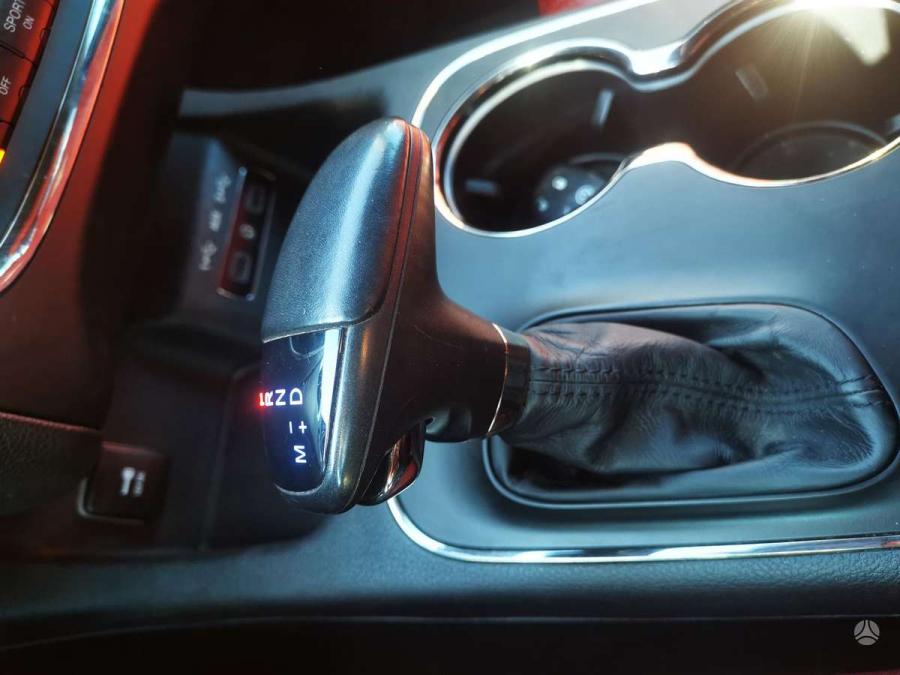 Melns Dodge Durango 2019 Viļņa, ar dzinēja tilpumu 5.70 L un nobraukumu 102 tūkst. km par 19750 €, foto 27 vietnē AUTOMOTO.COM.LV