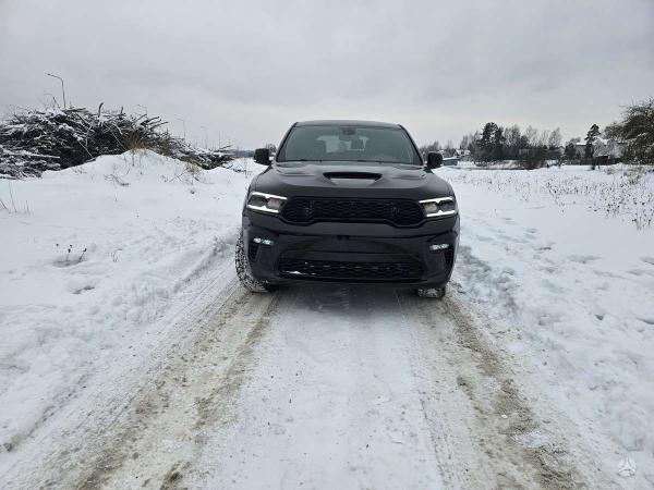 Melns Dodge Durango 2020 Viļņa, ar dzinēja tilpumu 5.65 L un nobraukumu 199 tūkst. km par 20500 €, foto 4 vietnē AUTOMOTO.COM.LV