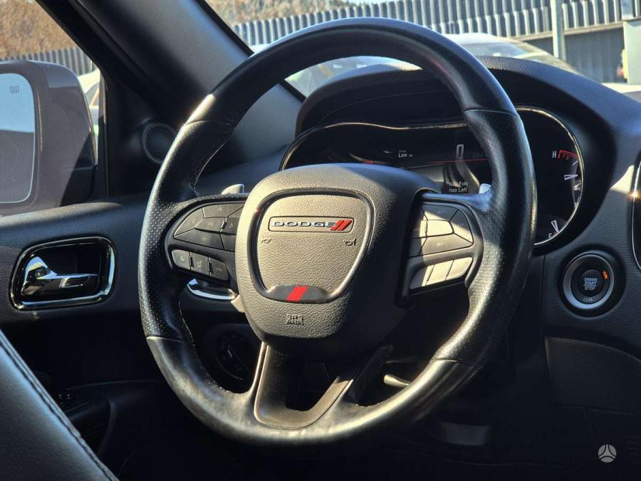Melns Dodge Durango 2020 Viļņa, ar dzinēja tilpumu 3.60 L un nobraukumu 136 tūkst. km par 19500 €, foto 16 vietnē AUTOMOTO.COM.LV