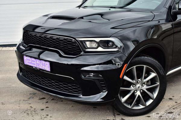 Black Dodge Durango 2020 in Kretinga, with an engine capacity of 3.60 L and mileage of 153 thousand km for 19500 €, photo 3 on AUTOMOTO.COM.LV
