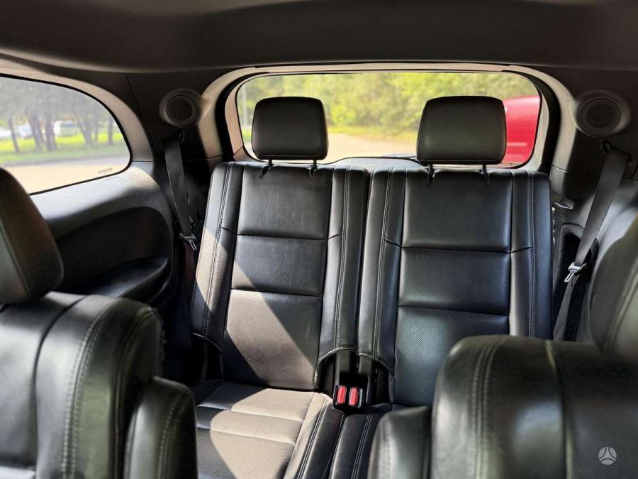 Melns Dodge Durango 2020 Viļņa, ar dzinēja tilpumu 5.65 L un nobraukumu 118 tūkst. km par 21000 €, foto 11 vietnē AUTOMOTO.COM.LV
