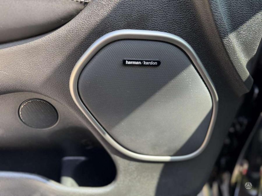 Melns Dodge Durango 2020 Viļņa, ar dzinēja tilpumu 5.65 L un nobraukumu 118 tūkst. km par 21000 €, foto 13 vietnē AUTOMOTO.COM.LV