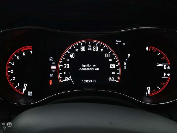 Black Dodge Durango 2020 in Vilnius, with an engine capacity of 5.65 L and mileage of 224 thousand km for 16900 €, photo 7 on AUTOMOTO.COM.LV