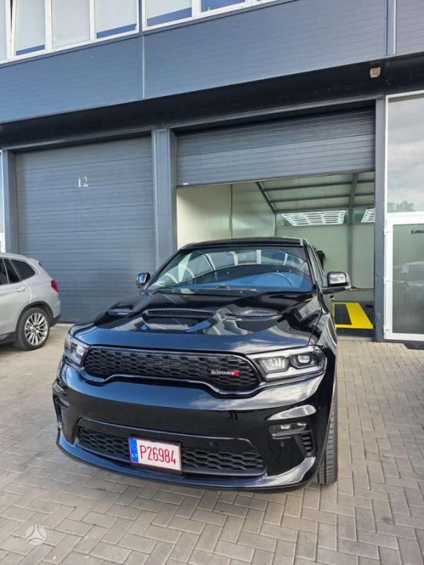 Melns Dodge Durango 2020 Kauņa, ar dzinēja tilpumu 5.65 L un nobraukumu 133 tūkst. km par 22500 €, foto 4 vietnē AUTOMOTO.COM.LV