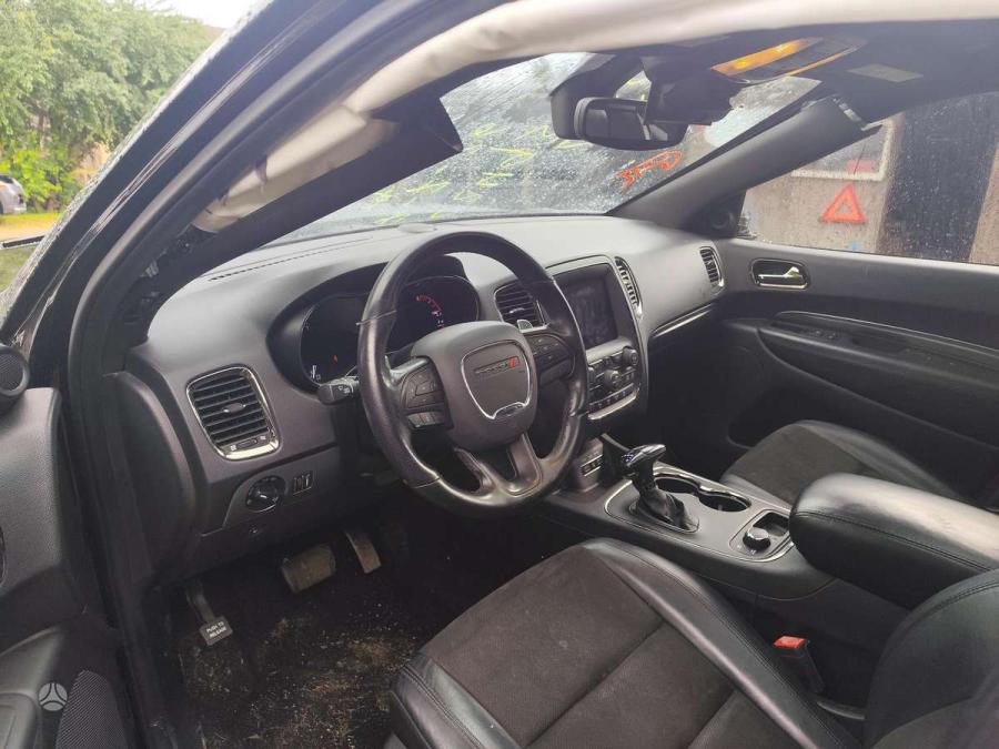 Melns Dodge Durango 2020 Kaišiadorys, ar dzinēja tilpumu 5.65 L un nobraukumu 165 tūkst. km par 7500 €, foto 6 vietnē AUTOMOTO.COM.LV