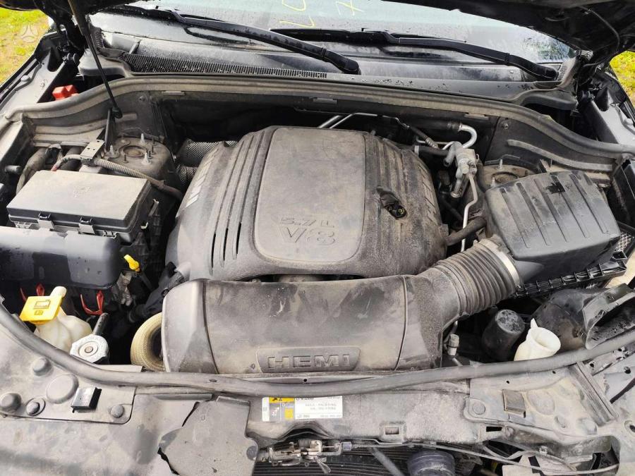 Melns Dodge Durango 2020 Kaišiadorys, ar dzinēja tilpumu 5.65 L un nobraukumu 165 tūkst. km par 7500 €, foto 17 vietnē AUTOMOTO.COM.LV