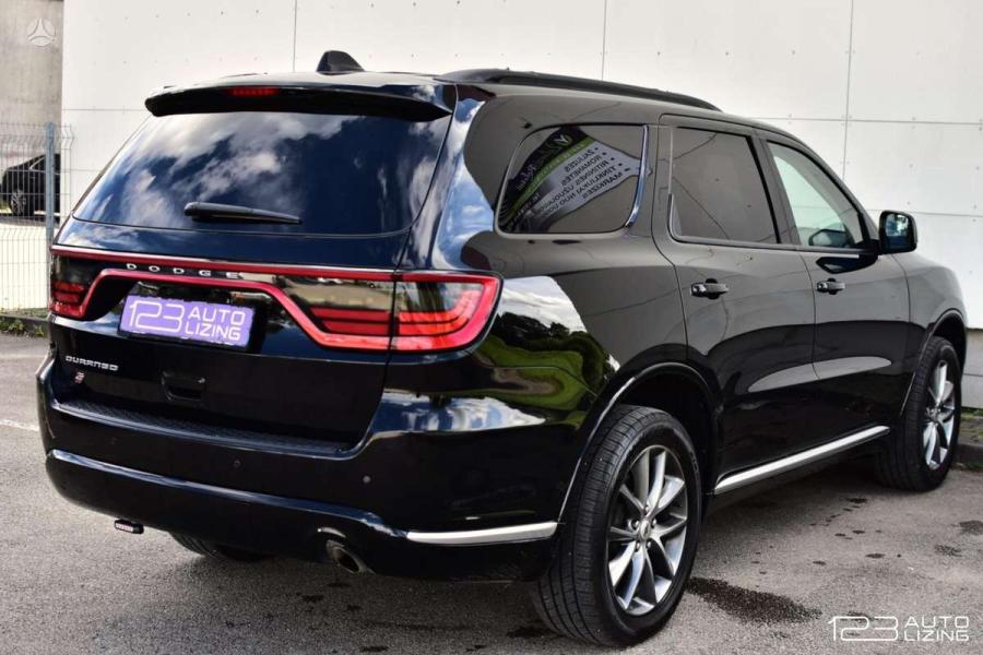 Black Dodge Durango 2020 in Kretinga, with an engine capacity of 3.60 L and mileage of 153 thousand km for 18999 €, photo 11 on AUTOMOTO.COM.LV