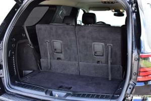 Black Dodge Durango 2020 in Kretinga, with an engine capacity of 3.60 L and mileage of 153 thousand km for 18999 €, photo 12 on AUTOMOTO.COM.LV