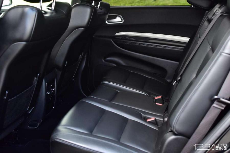 Black Dodge Durango 2020 in Kretinga, with an engine capacity of 3.60 L and mileage of 153 thousand km for 18999 €, photo 16 on AUTOMOTO.COM.LV