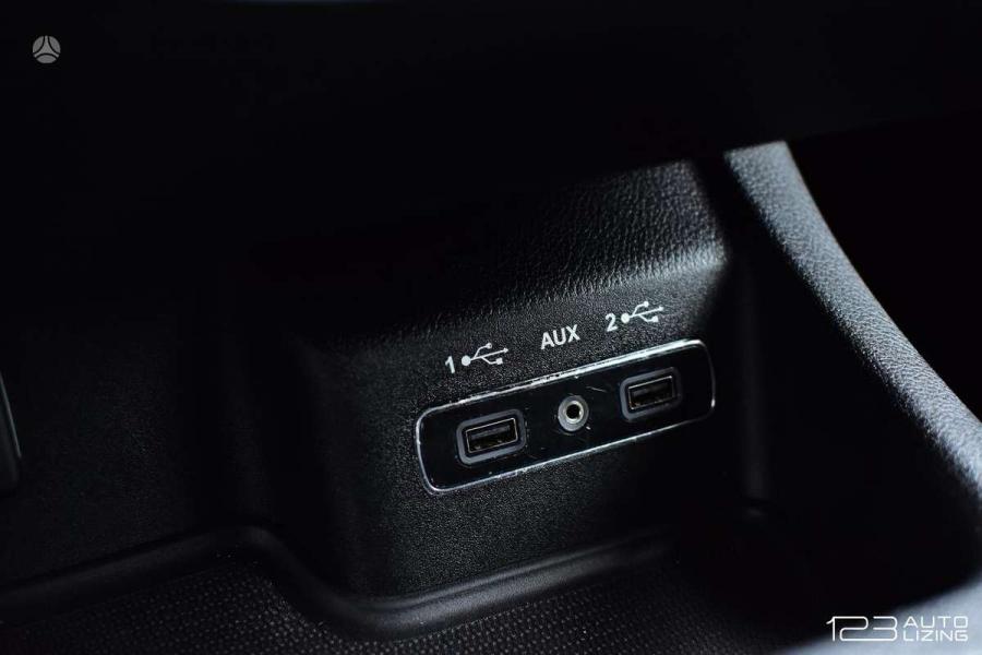 Black Dodge Durango 2020 in Kretinga, with an engine capacity of 3.60 L and mileage of 153 thousand km for 18999 €, photo 19 on AUTOMOTO.COM.LV