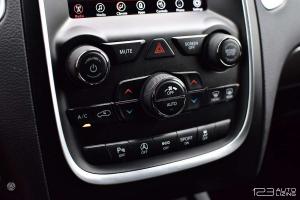 Black Dodge Durango 2020 in Kretinga, with an engine capacity of 3.60 L and mileage of 153 thousand km for 18999 €, photo 20 on AUTOMOTO.COM.LV