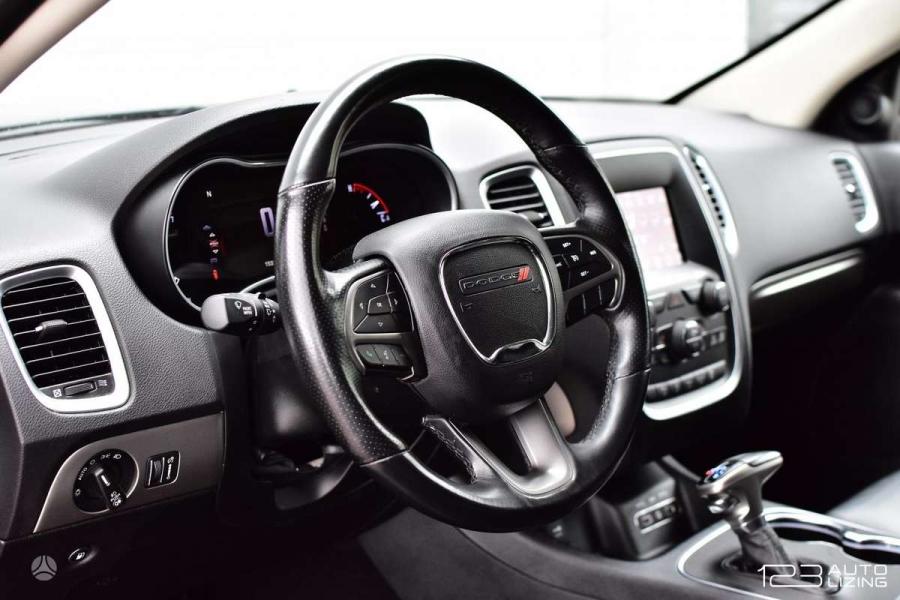 Black Dodge Durango 2020 in Kretinga, with an engine capacity of 3.60 L and mileage of 153 thousand km for 18999 €, photo 27 on AUTOMOTO.COM.LV