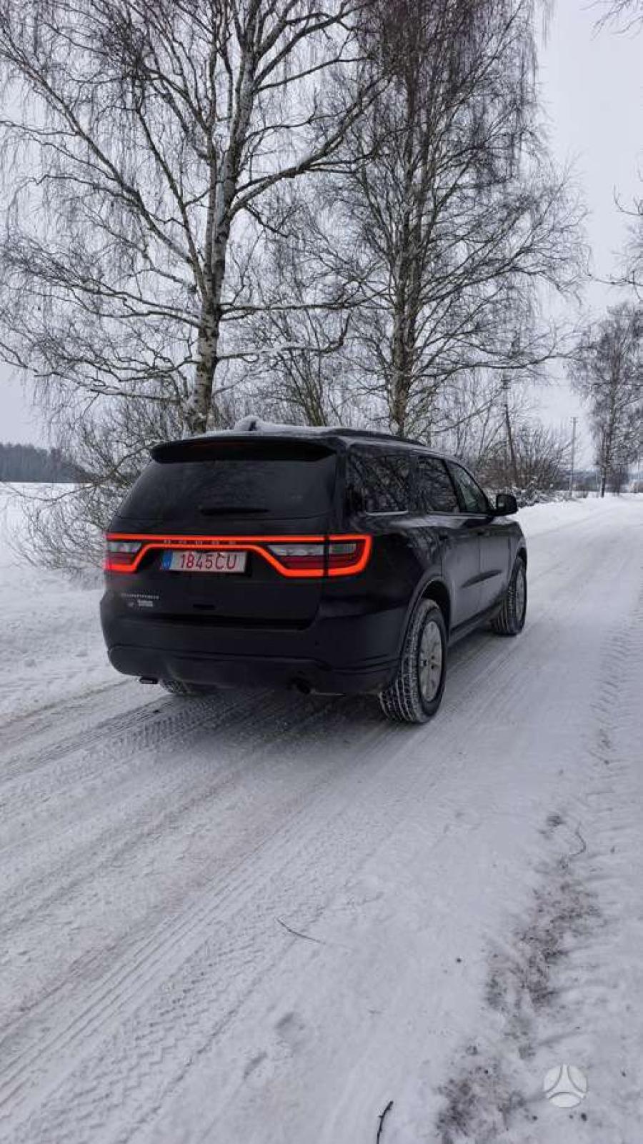 Melns Dodge Durango 2021 Klaipėda, ar dzinēja tilpumu 3.60 L un nobraukumu 104 tūkst. km par 23999 €, foto 4 vietnē AUTOMOTO.COM.LV
