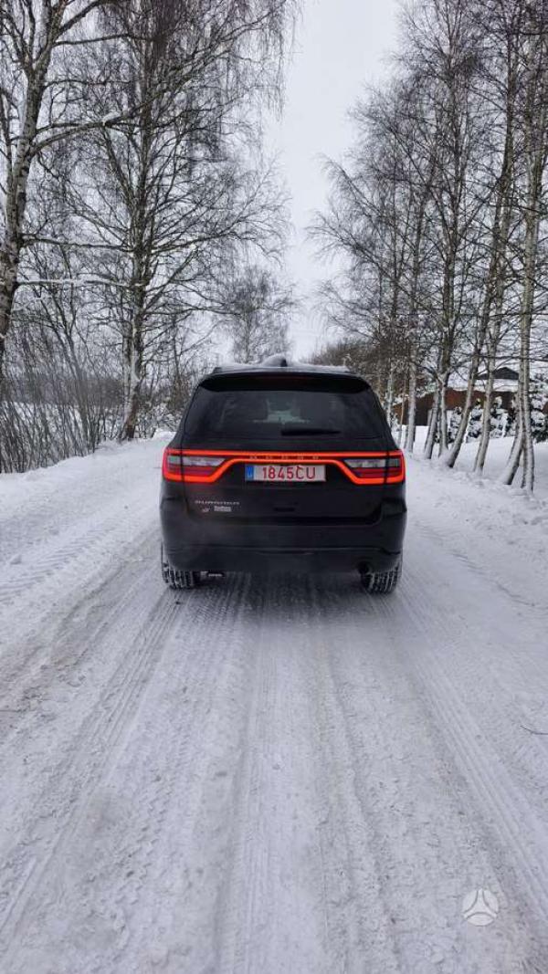 Melns Dodge Durango 2021 Klaipėda, ar dzinēja tilpumu 3.60 L un nobraukumu 104 tūkst. km par 23999 €, foto 5 vietnē AUTOMOTO.COM.LV