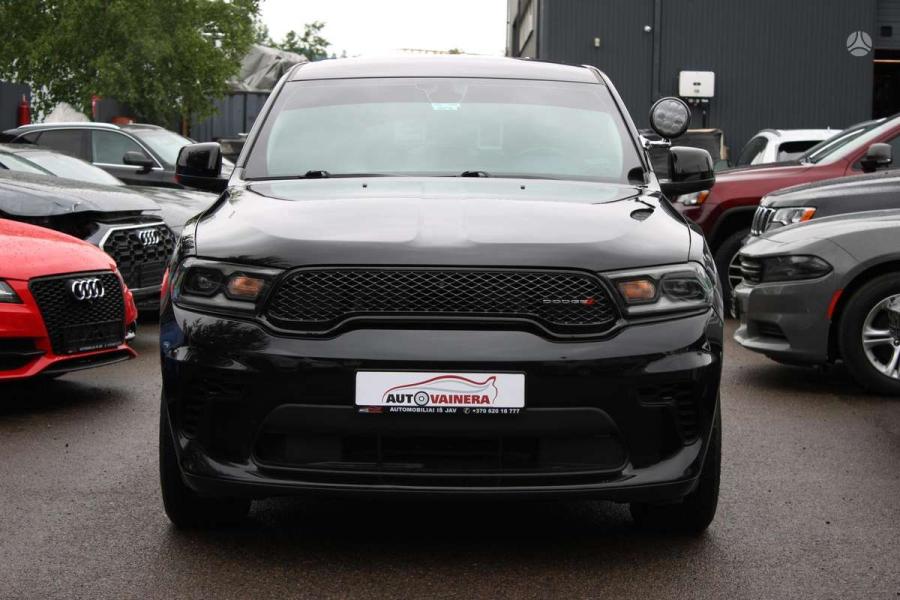 Melns Dodge Durango 2021 Viļņa, ar dzinēja tilpumu 5.65 L un nobraukumu 132 tūkst. km par 20900 €, foto 3 vietnē AUTOMOTO.COM.LV