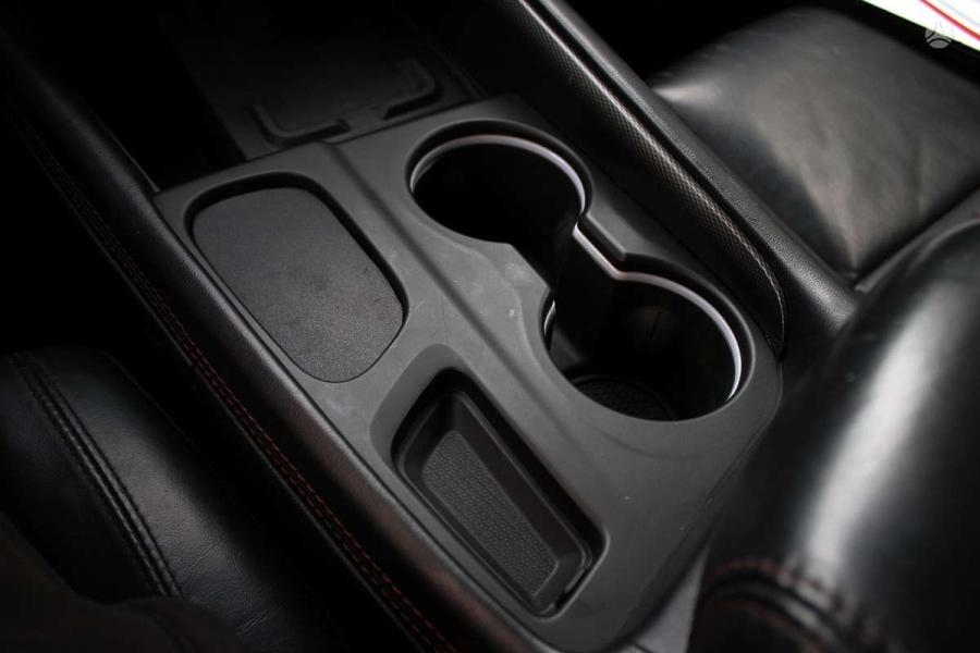 Melns Dodge Durango 2021 Viļņa, ar dzinēja tilpumu 5.65 L un nobraukumu 132 tūkst. km par 20900 €, foto 22 vietnē AUTOMOTO.COM.LV