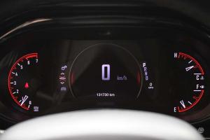 Black Dodge Durango 2021 in Vilnius, with an engine capacity of 5.65 L and mileage of 132 thousand km for 20900 €, photo 8 on AUTOMOTO.COM.LV