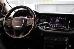 Black Dodge Durango 2021 in Vilnius, with an engine capacity of 5.65 L and mileage of 132 thousand km for 20900 €, photo 13 on AUTOMOTO.COM.LV